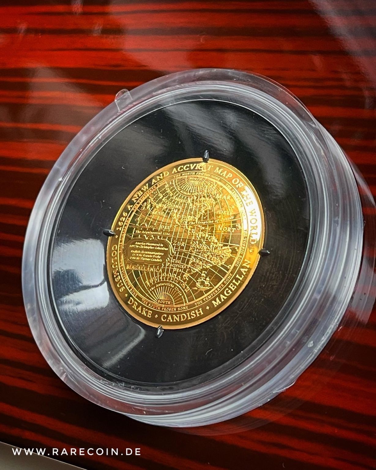 World Map 1626 - 1 oz Gold Coin - 2018
